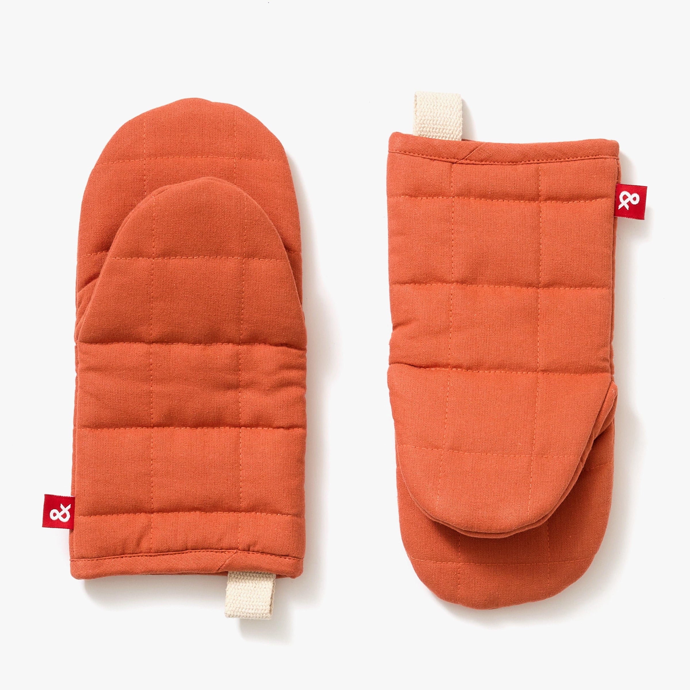 The Oven Mitts - Paprika Red - Hedley & Bennett For Industry